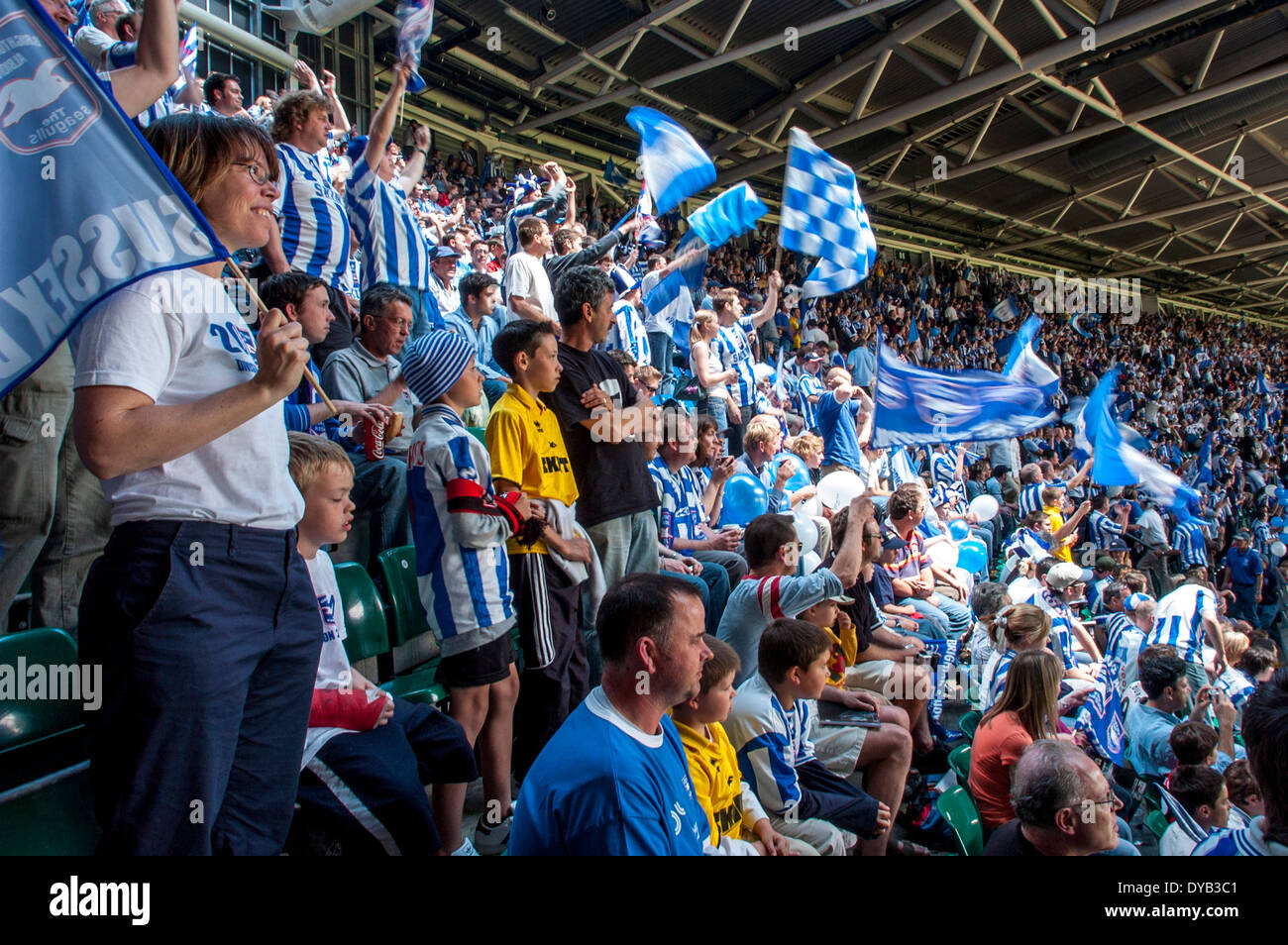 Brighton hove albion fans division hi-res stock photography and images ...