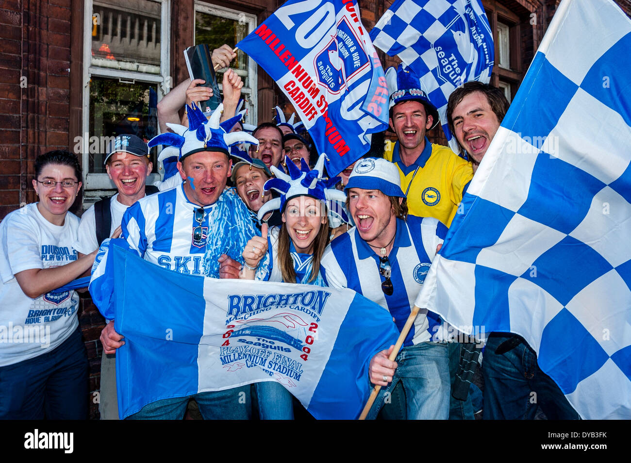 Brighton hove albion fans division hi-res stock photography and images ...