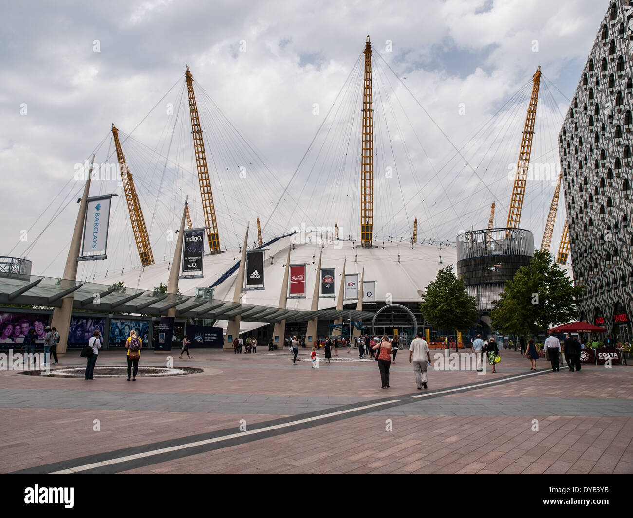 People on the main plaza at the Greenwich Peninsula entertainment ...