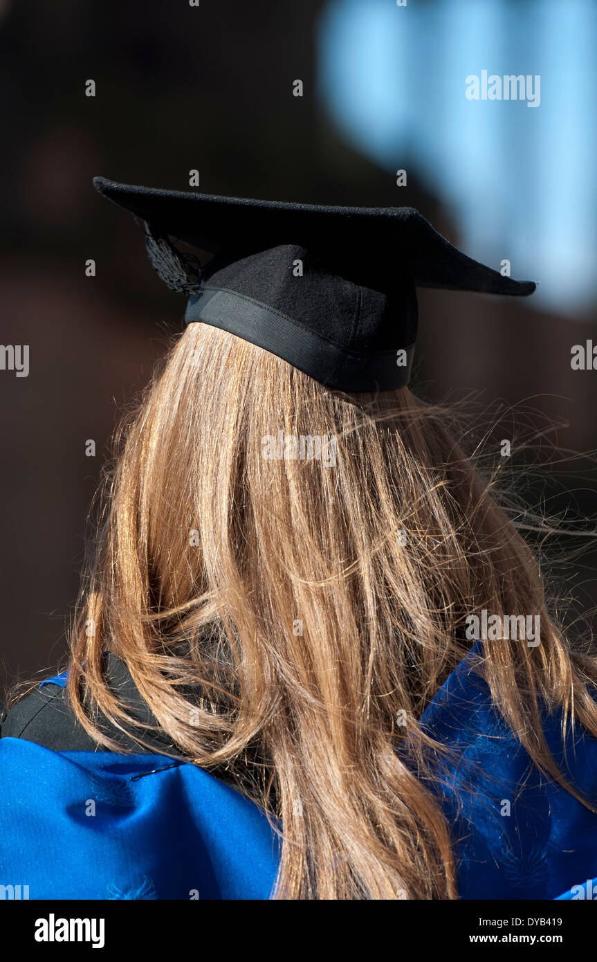 Female graduate, Coventry University Graduation Day at Coventry ...