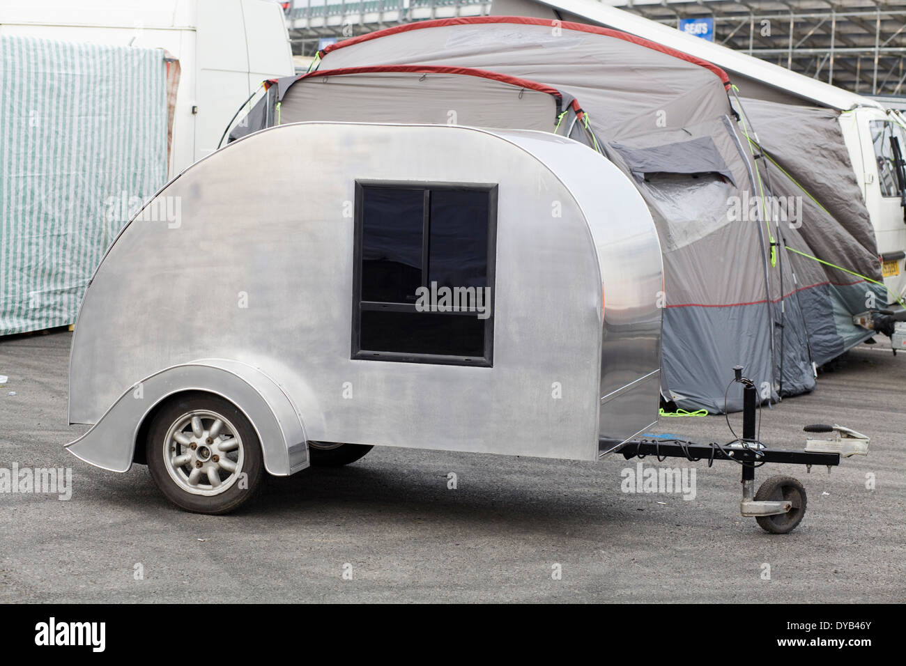 Teardrop camper hi-res stock photography and images - Alamy