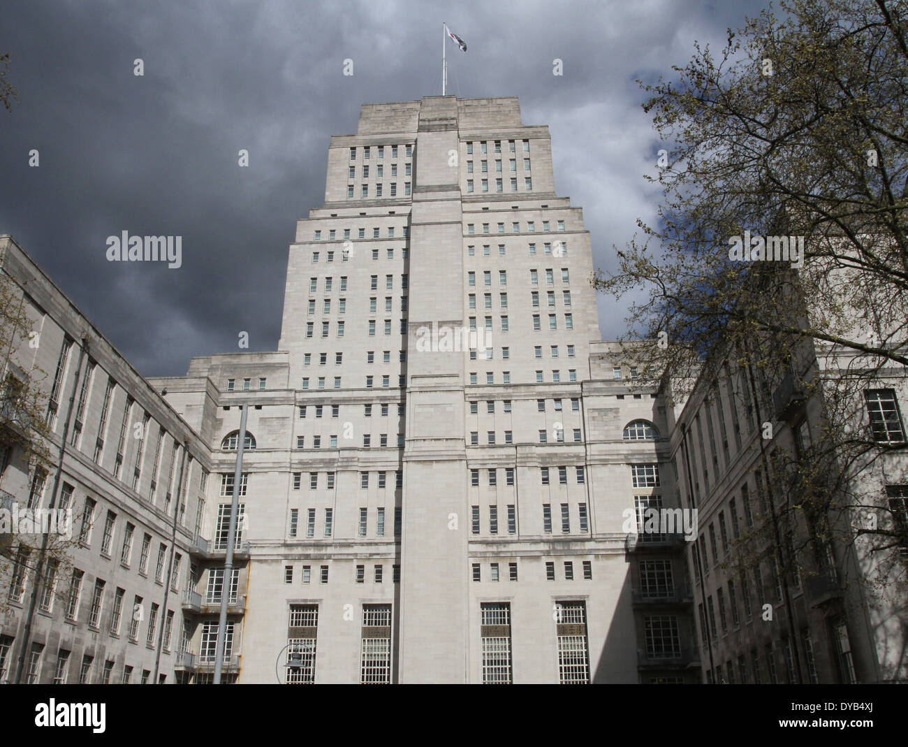 University Of London Senate House Stock Photos & University Of London ...