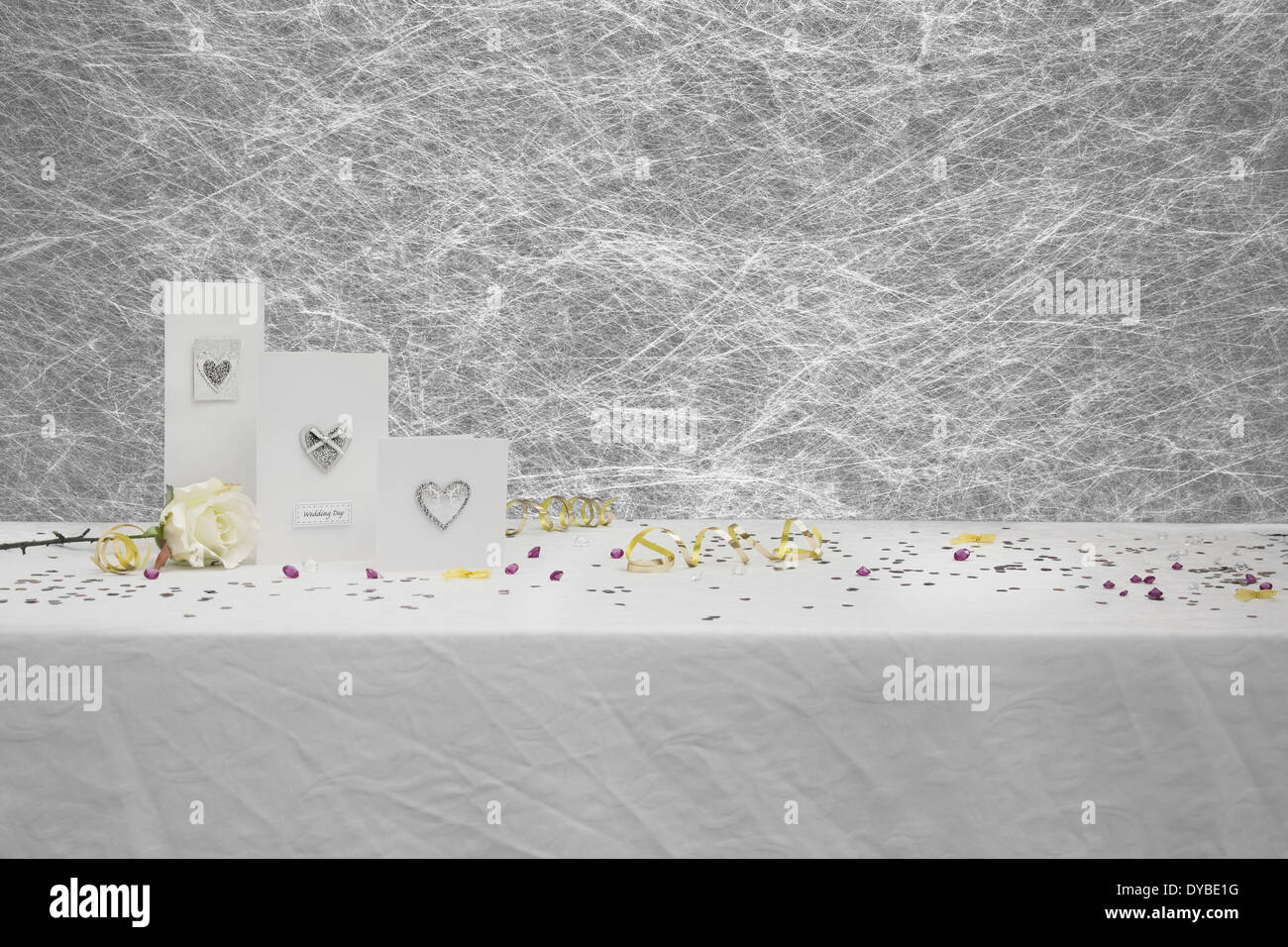 Silver wedding decorations hi-res stock photography and images - Alamy