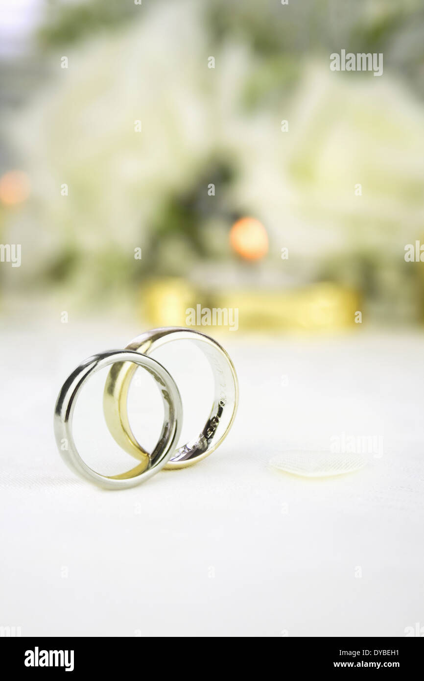 Gold groom hi-res stock photography and images - Alamy