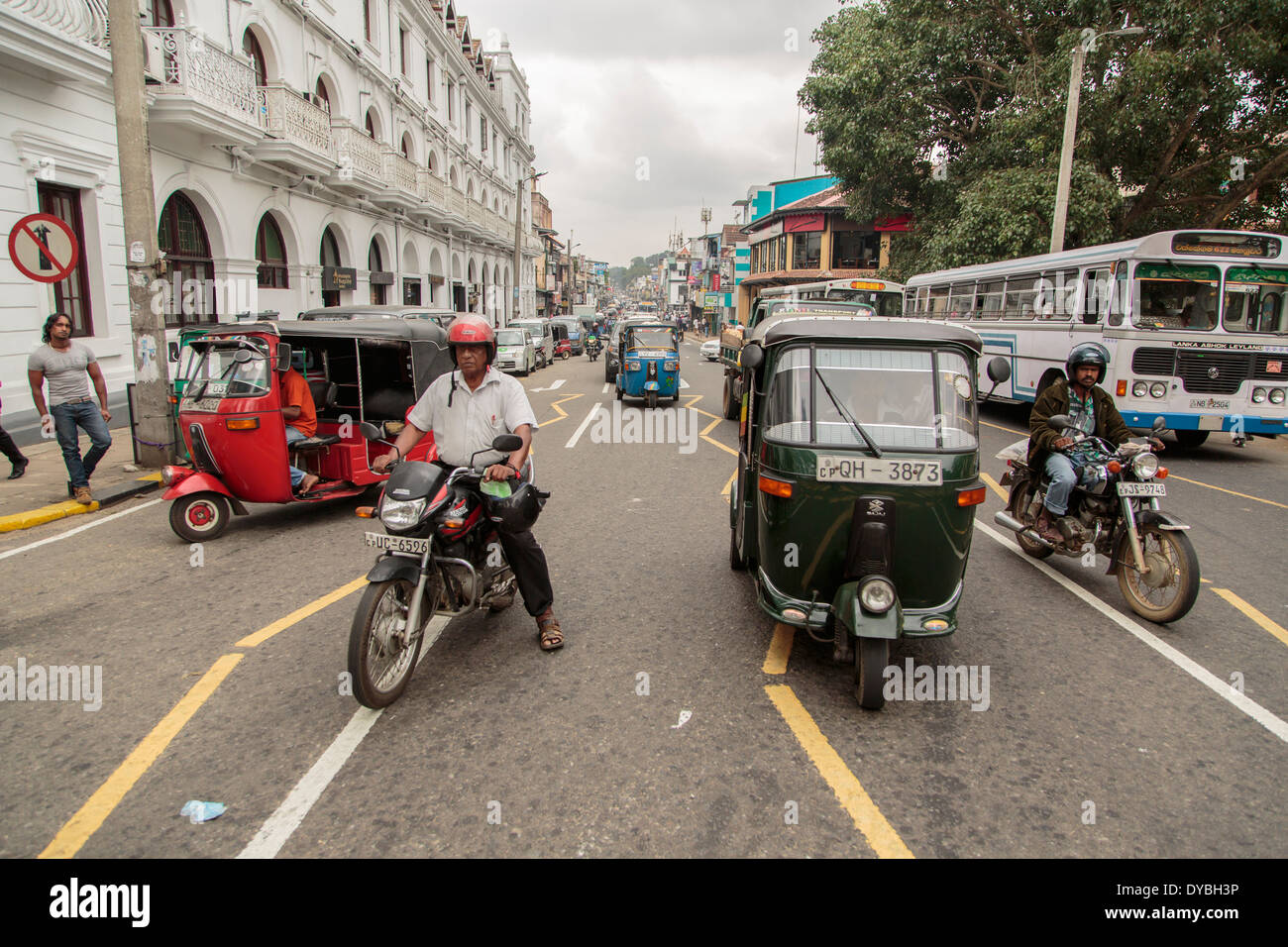 Busy shopping street in kandy hi-res stock photography and images - Alamy