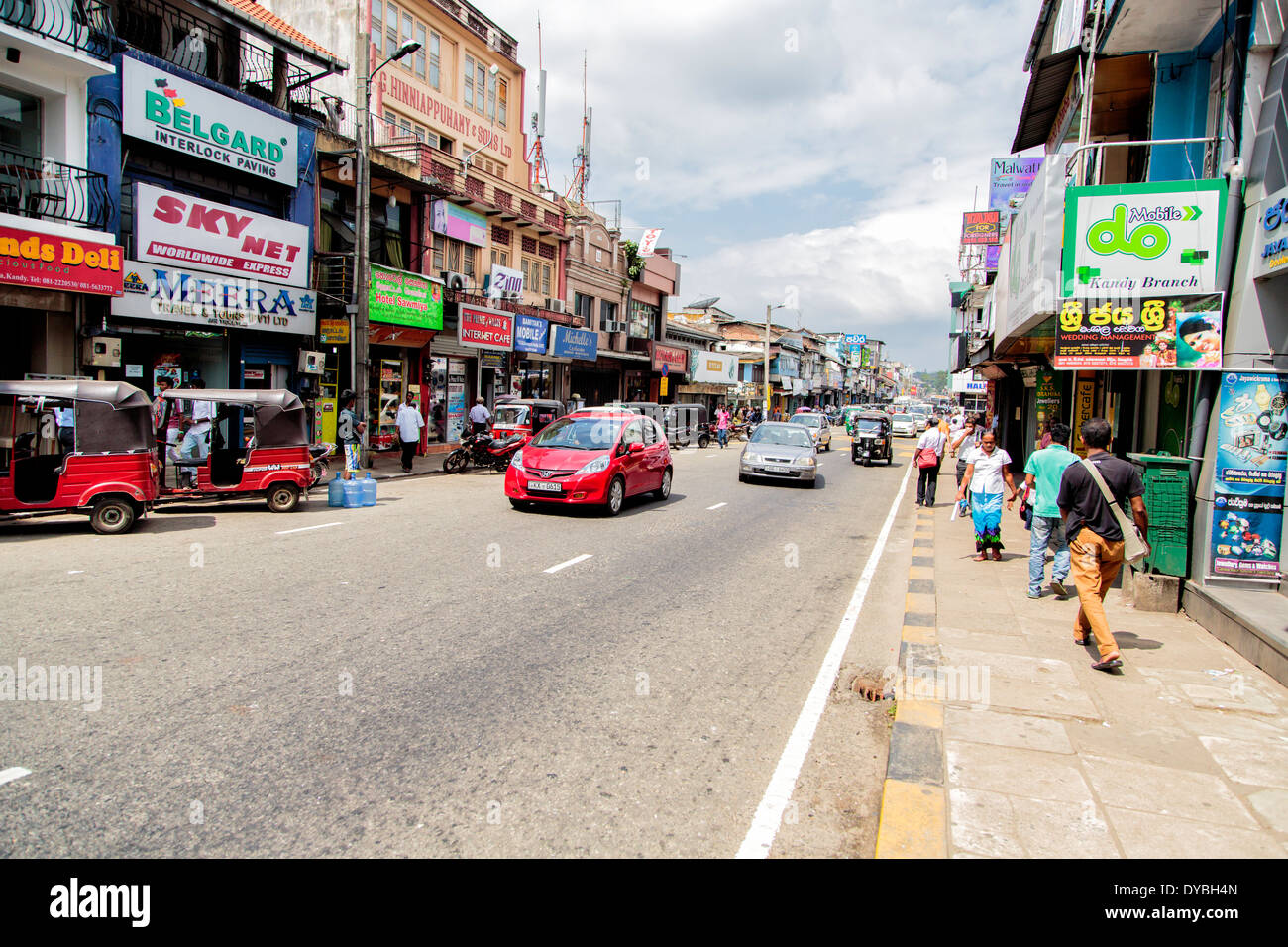 Busy shopping street in kandy hi-res stock photography and images - Alamy