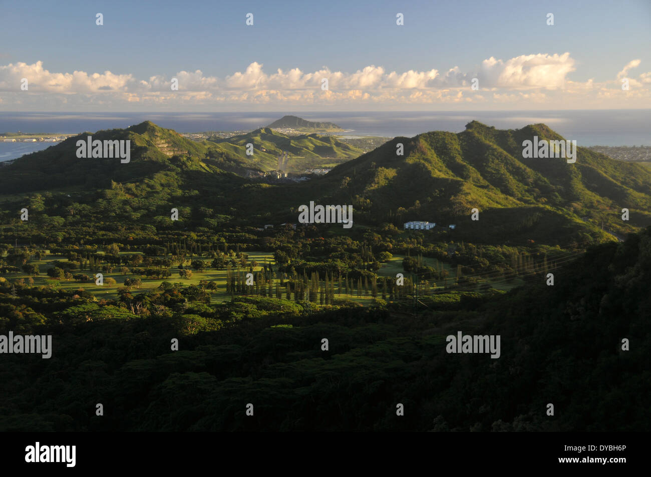 Panoramic view of Olomana mountains from the Pali Lookout, Oahu, Hawaii ...
