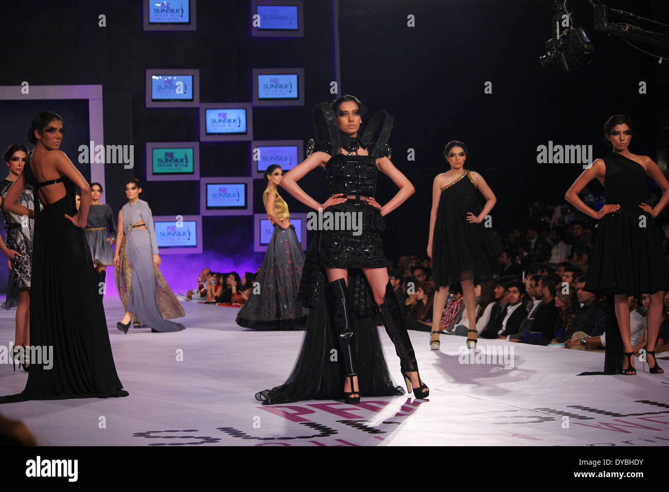 LAHORE, PAKISTAN-APRIL 12 : Pakistani Models present creations by ...