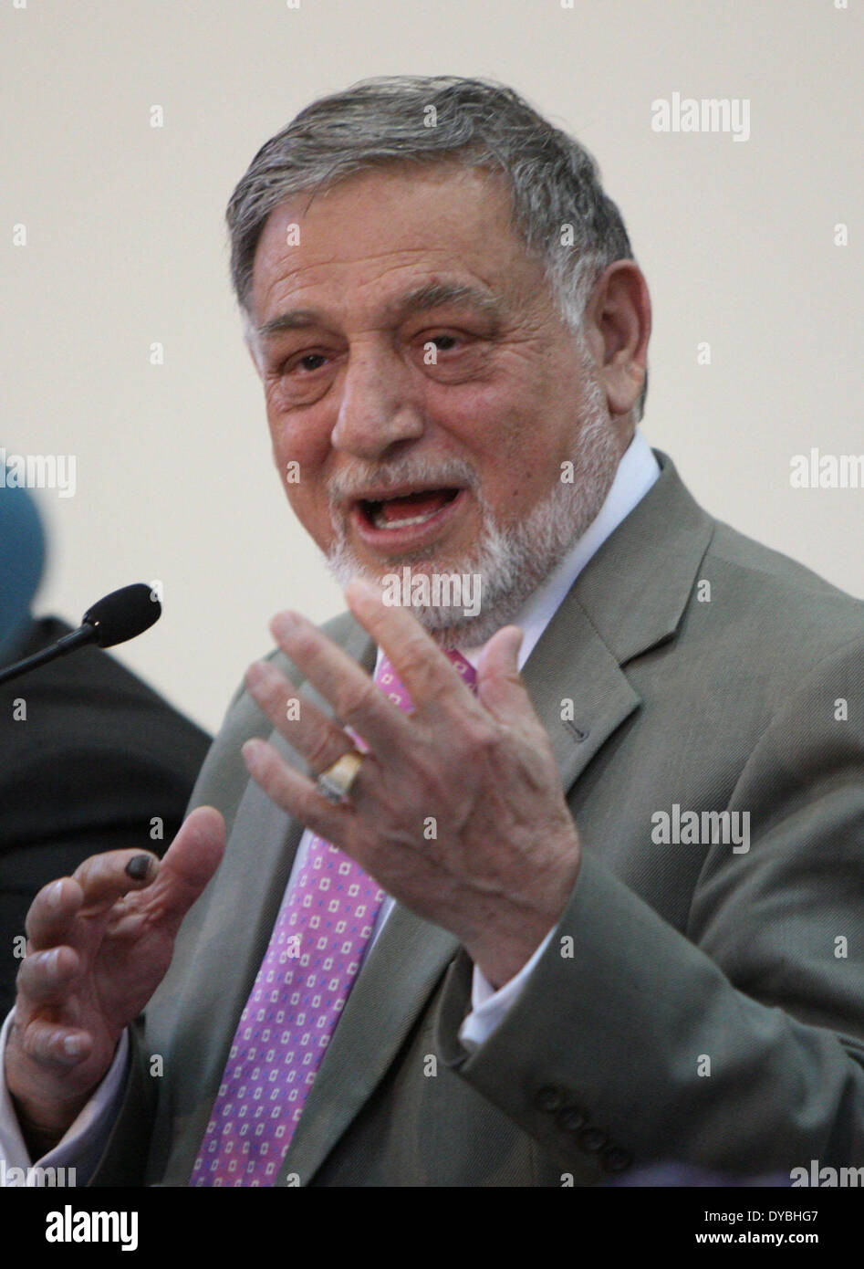 Kabul, Afghanistan. 13th Apr, 2014. Chairman of Afghanistan's ...