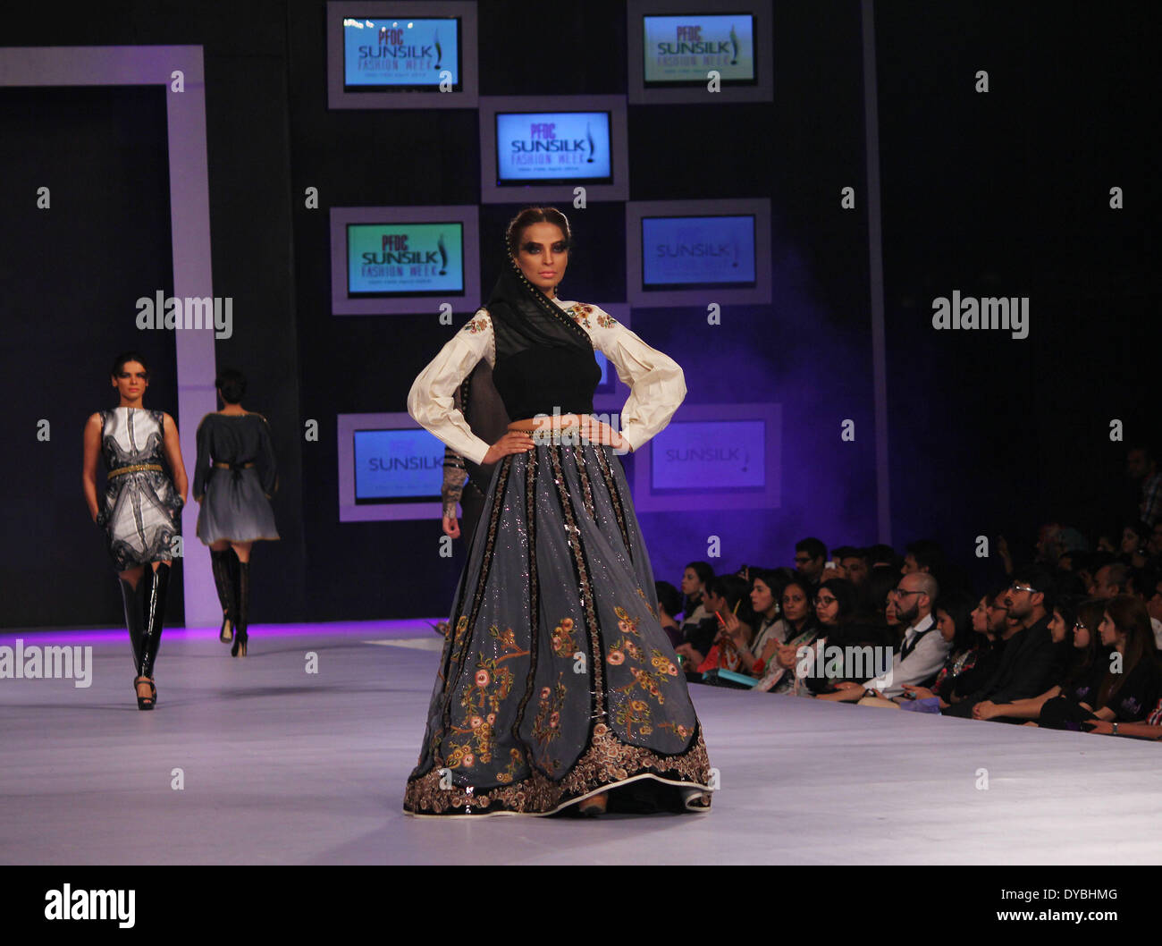 LAHORE, PAKISTAN-APRIL 12 : Pakistani Models present creations by ...
