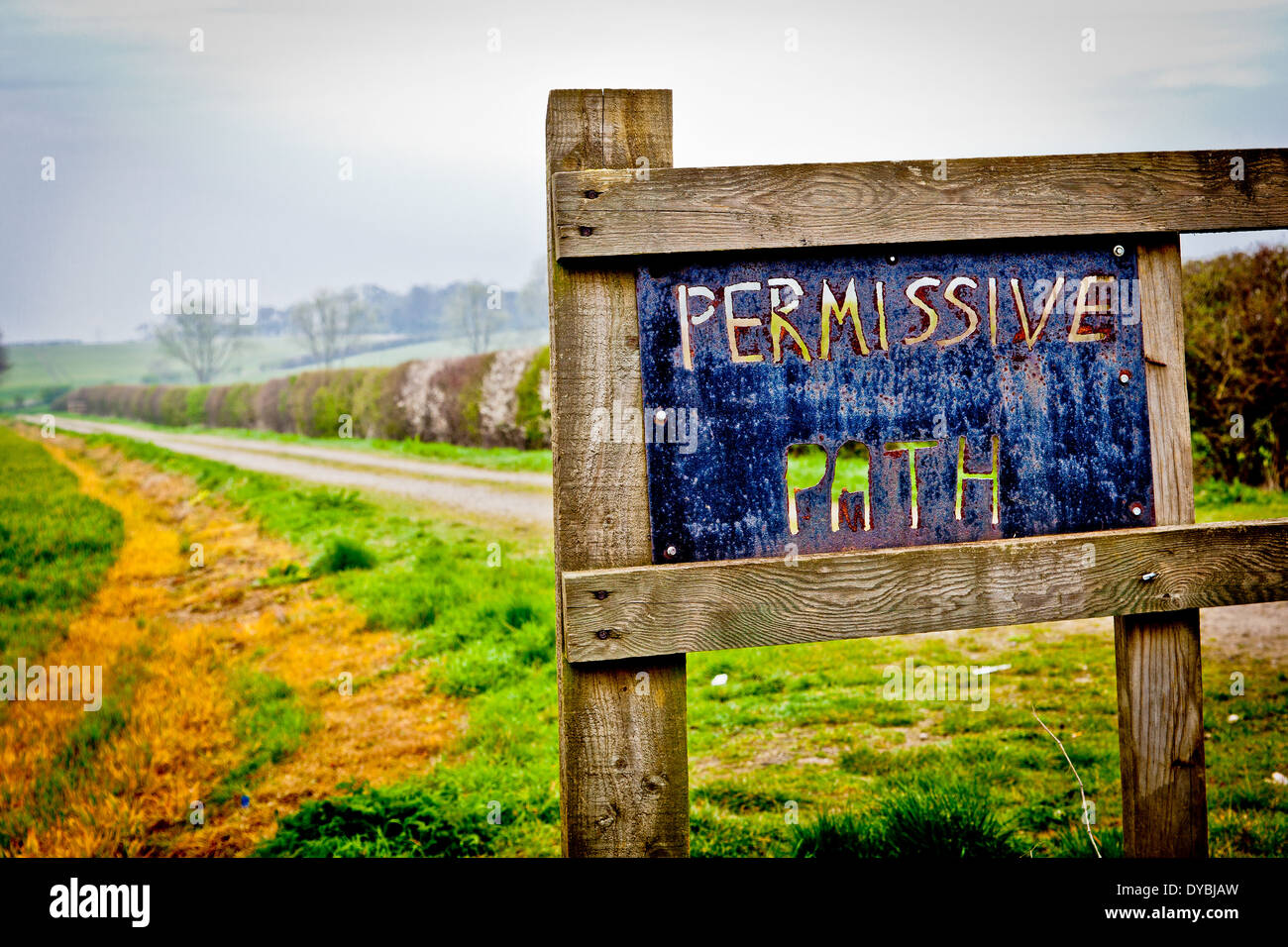 A sign showing a permissive path notice to walkers Stock Photo - Alamy