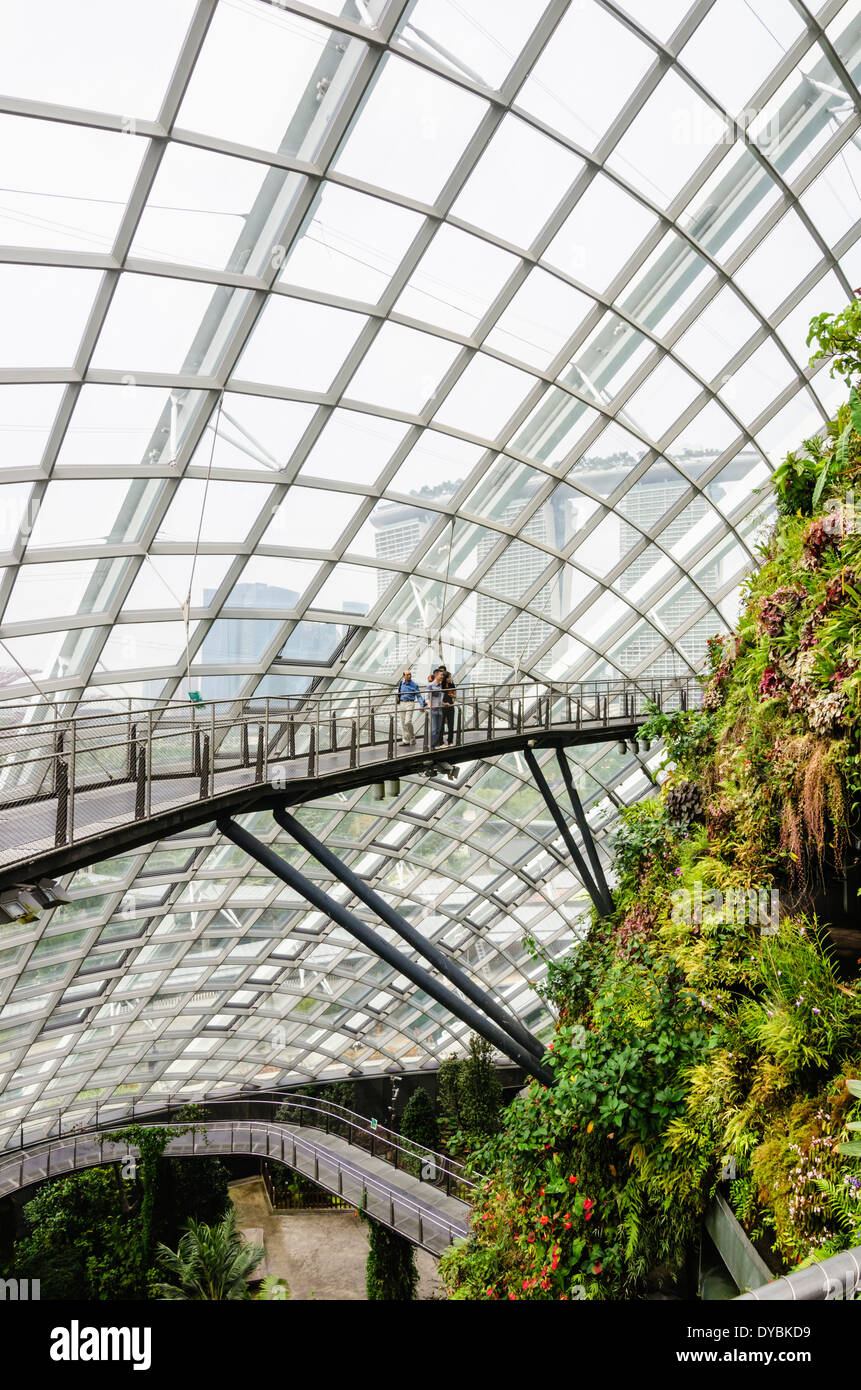 Aerial walkway hi-res stock photography and images - Alamy