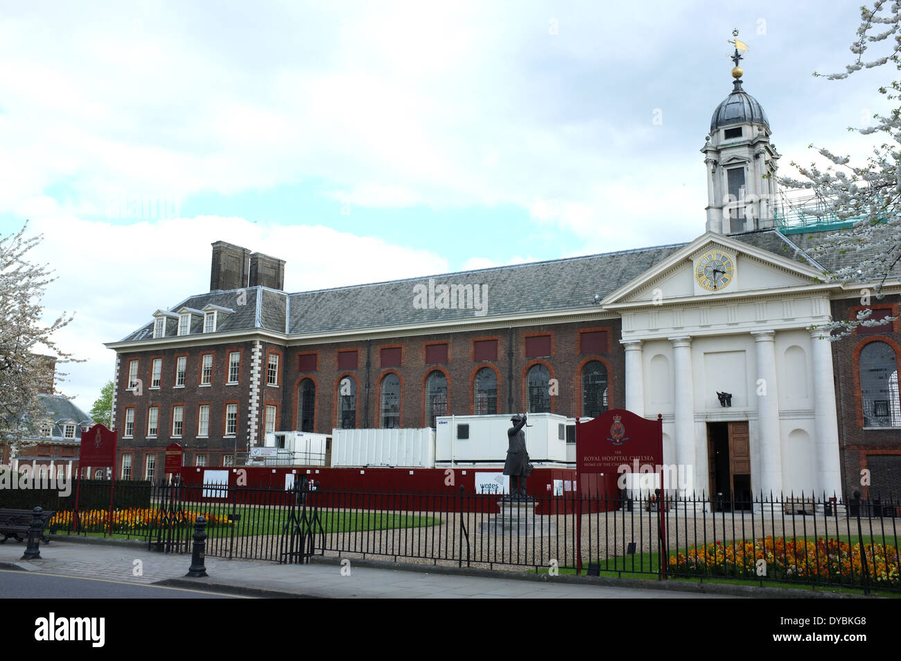 the royal hospital chelsea in the royal borough of kensington and ...