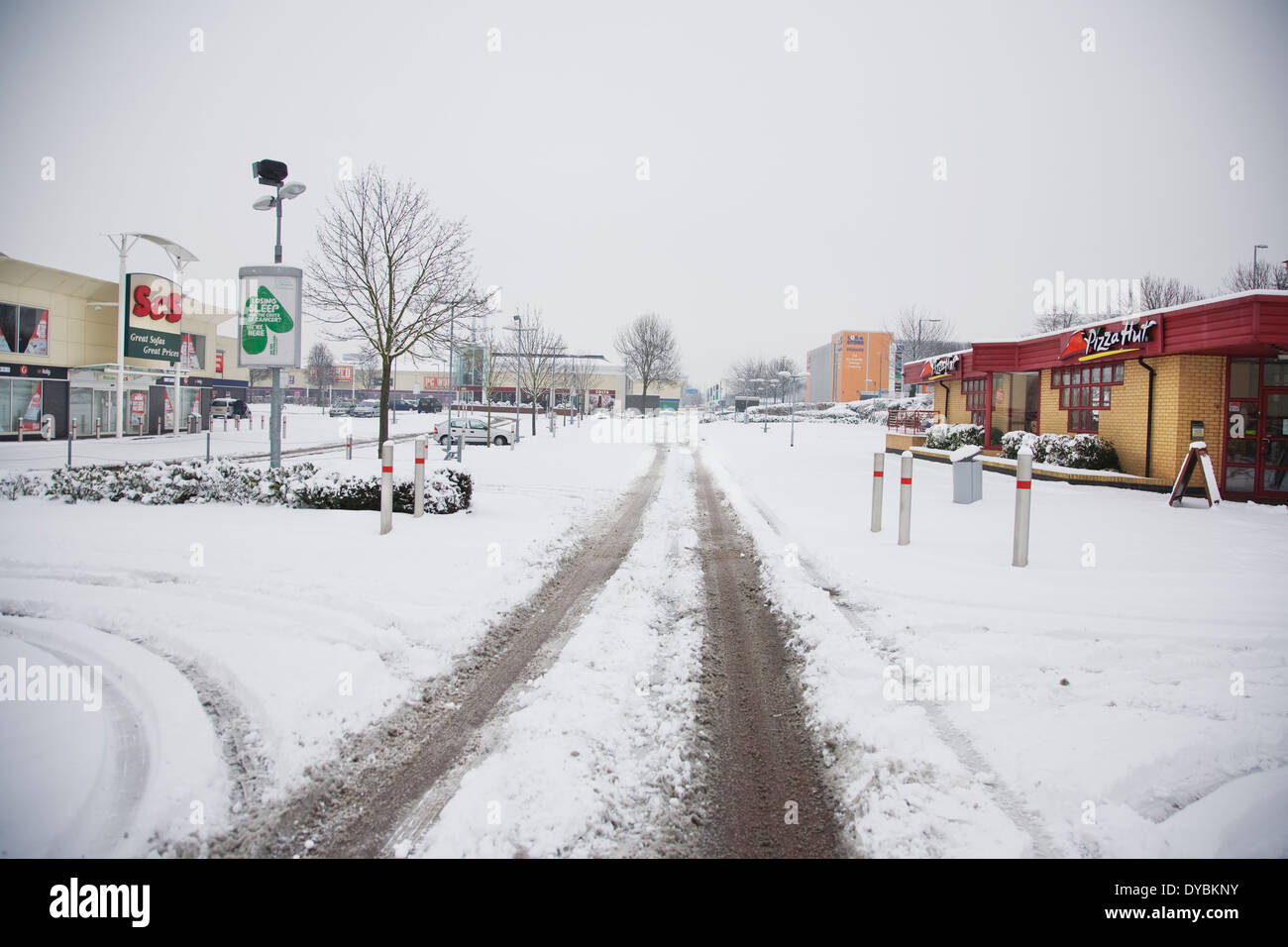 Retail snow hi-res stock photography and images - Alamy