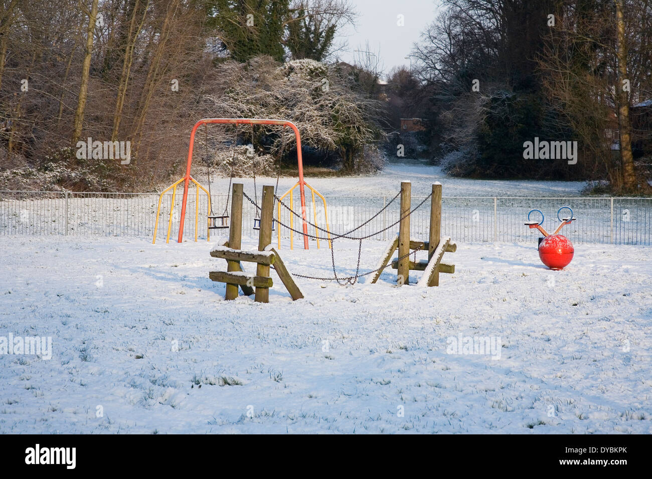 winter snow scene in The south of England showing a Empty snow covered ...