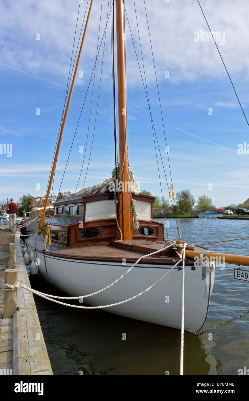 Broads sailing cruiser Perfect Lady 1, built 1935, moored at Herbert ...