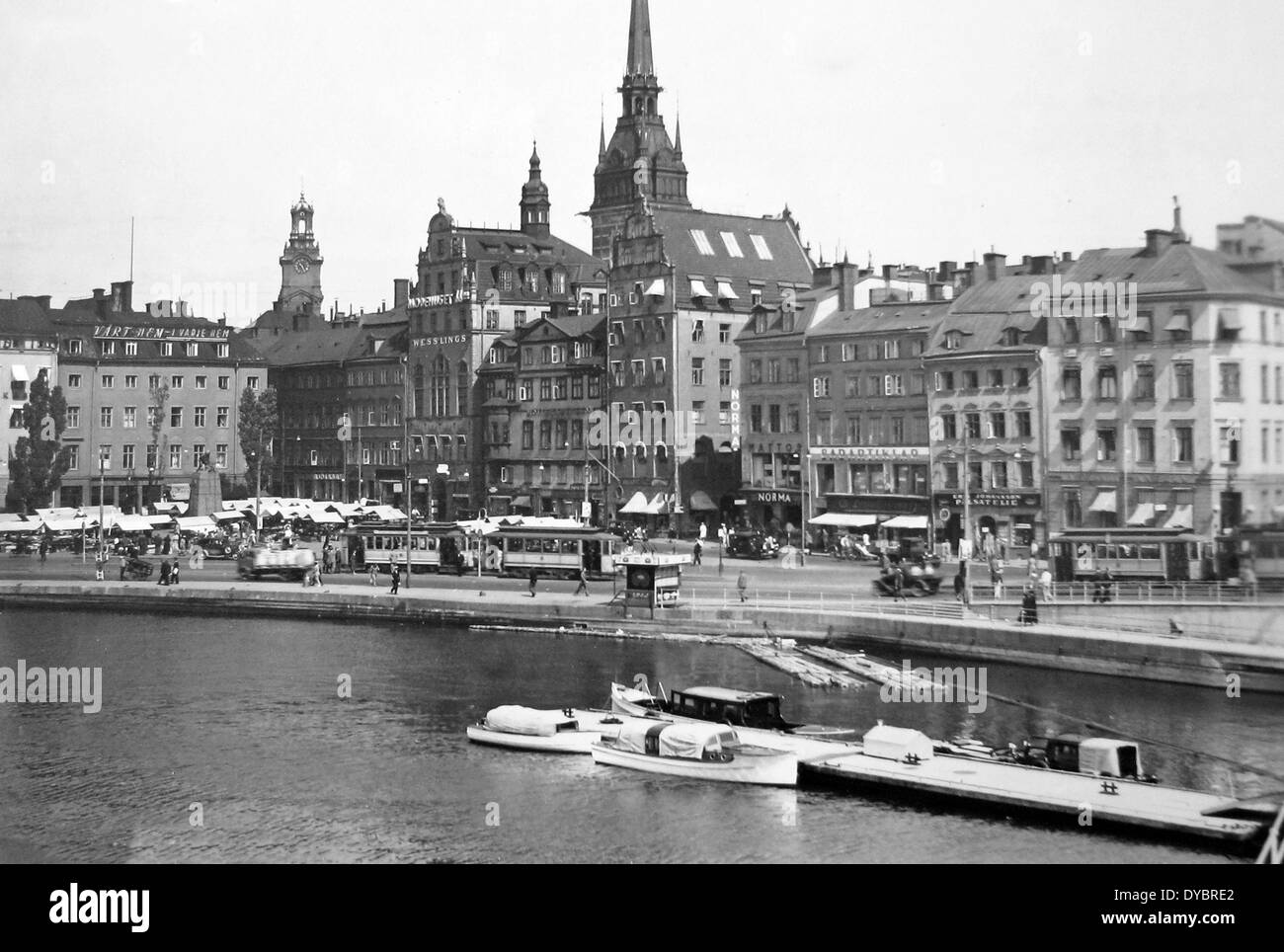 1930s tram hi-res stock photography and images - Alamy