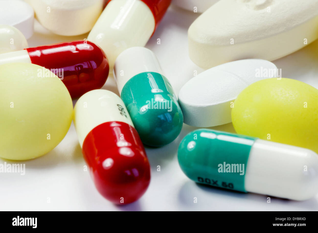 Antibiotics hi-res stock photography and images - Alamy