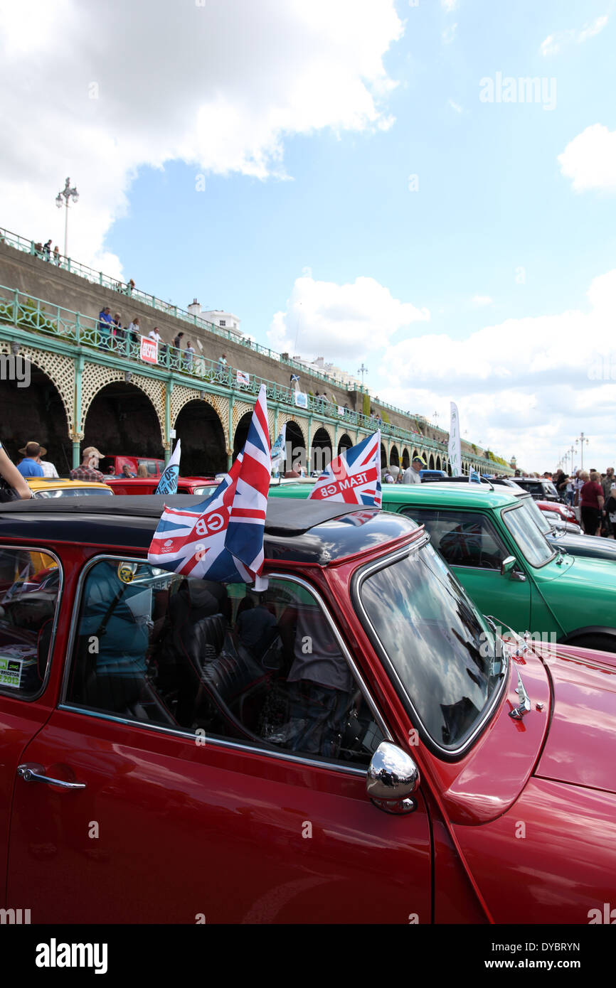 The London and Surrey Mini Owners' club annual London to Brighton run ...