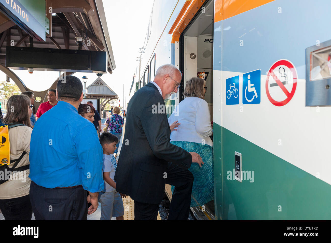 State of Florida Longwood Sunrail Station, part of first phase Central ...