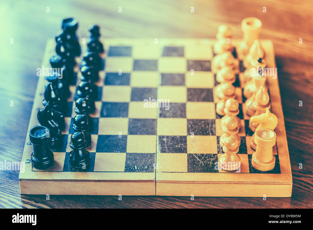 Ancient chess set hi-res stock photography and images - Alamy