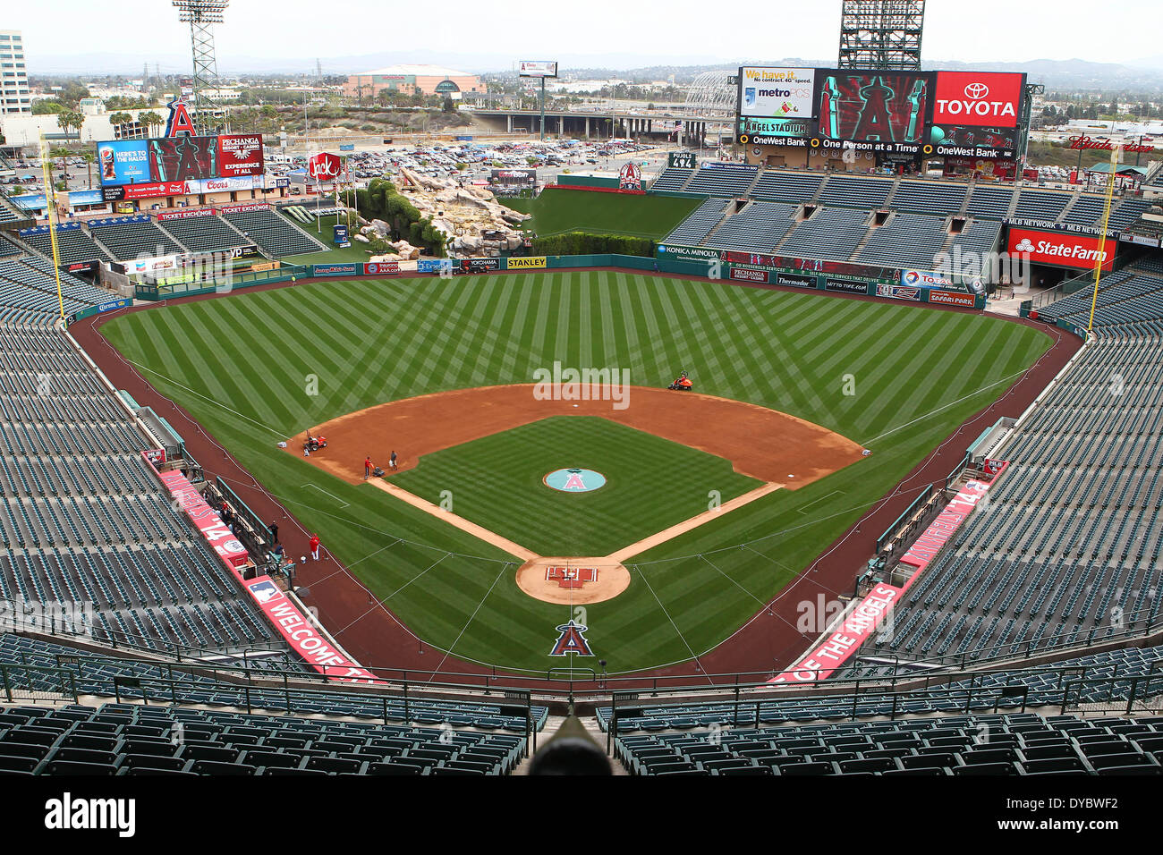 Angel stadium of anaheim view hi-res stock photography and images - Alamy