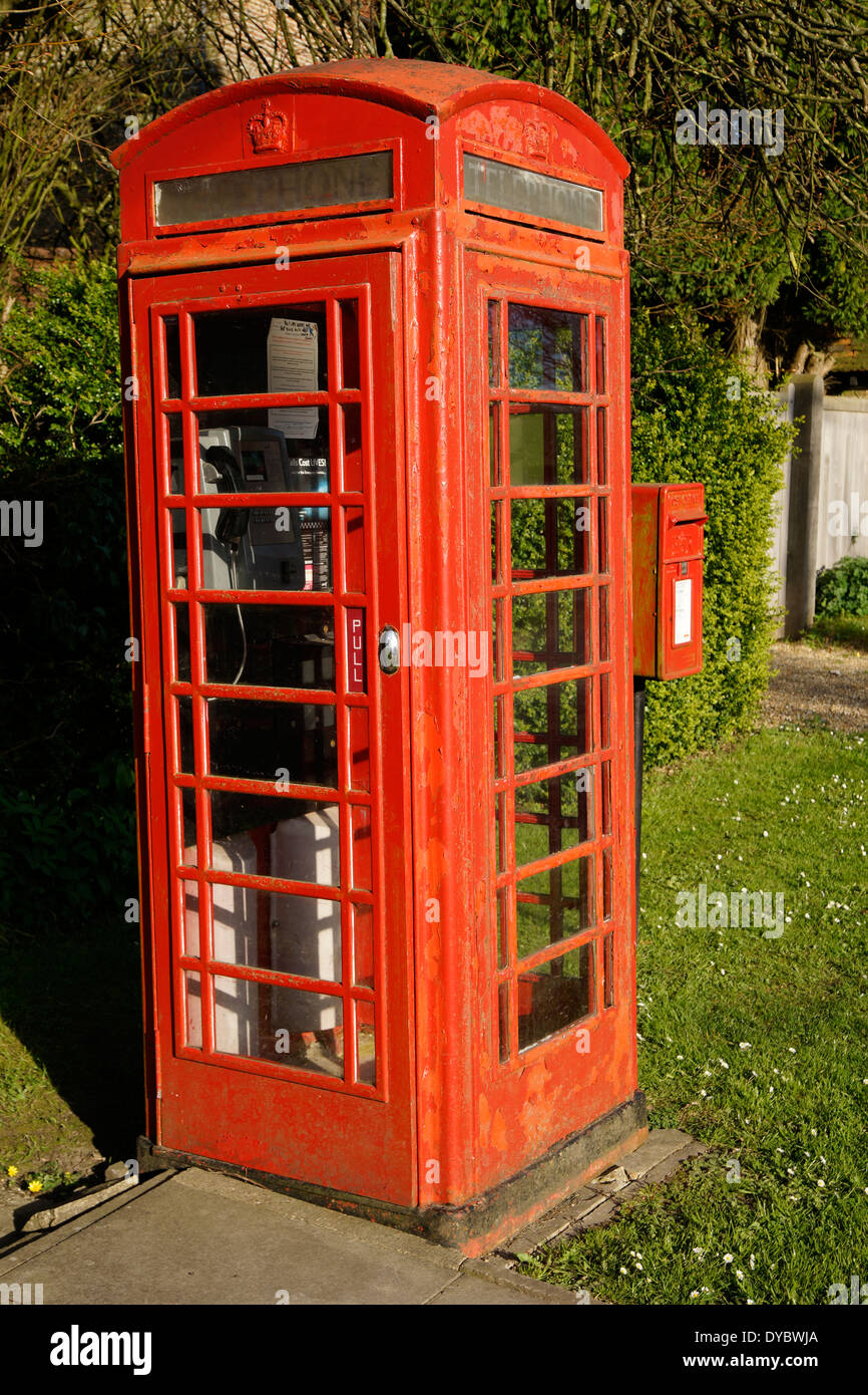 British telephonebox hi-res stock photography and images - Alamy