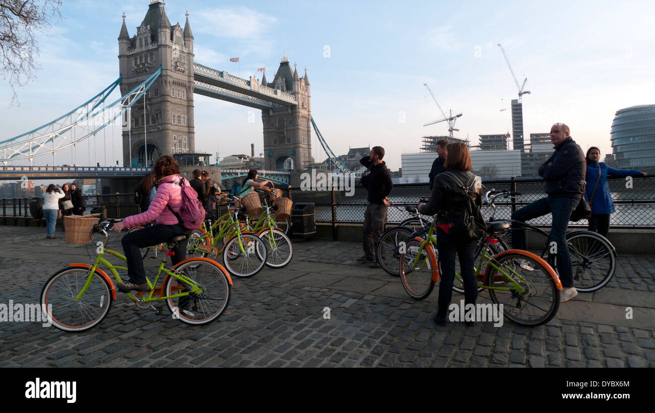 Cyclist on tower bridge in london hi-res stock photography and images ...