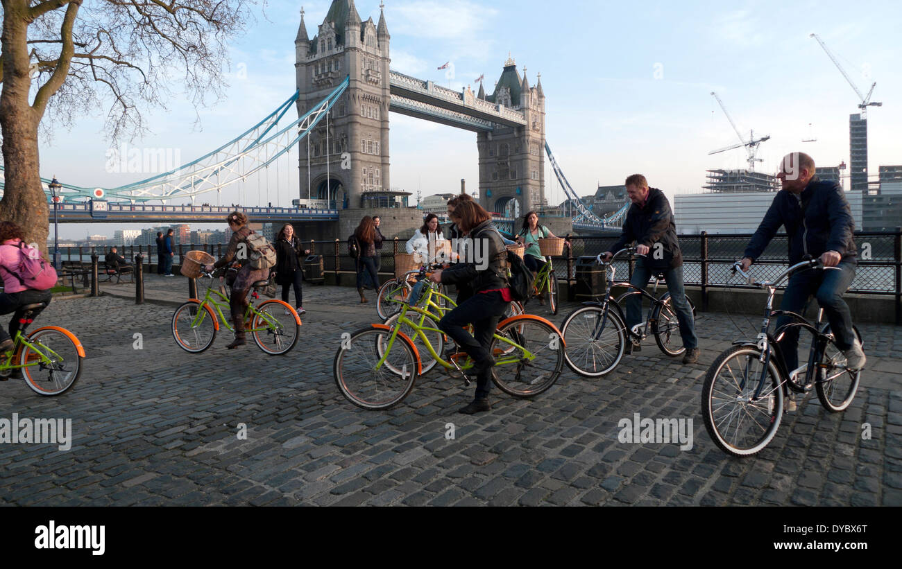 Group of bicycles hi-res stock photography and images - Alamy