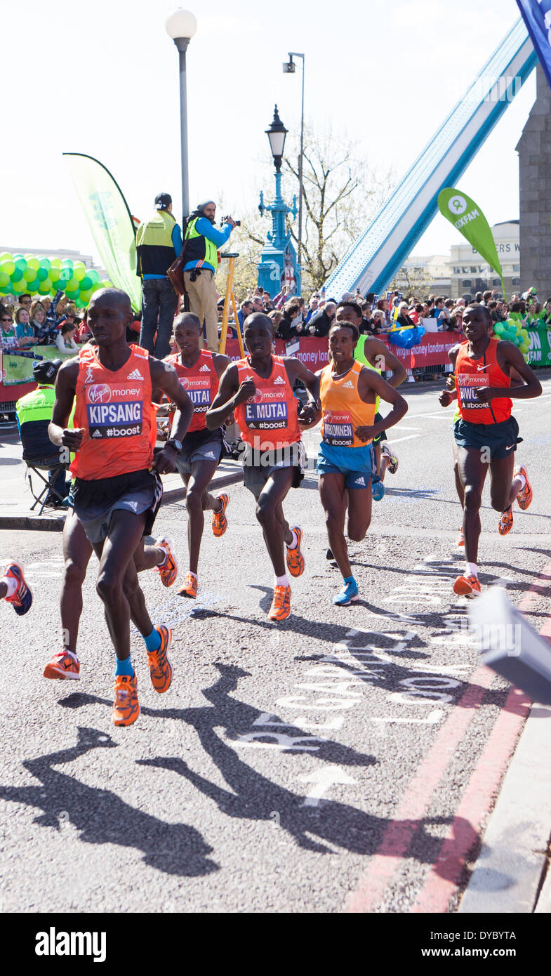 Wilson Kipsang Running the 2014 London Marathon Stock Photo - Alamy
