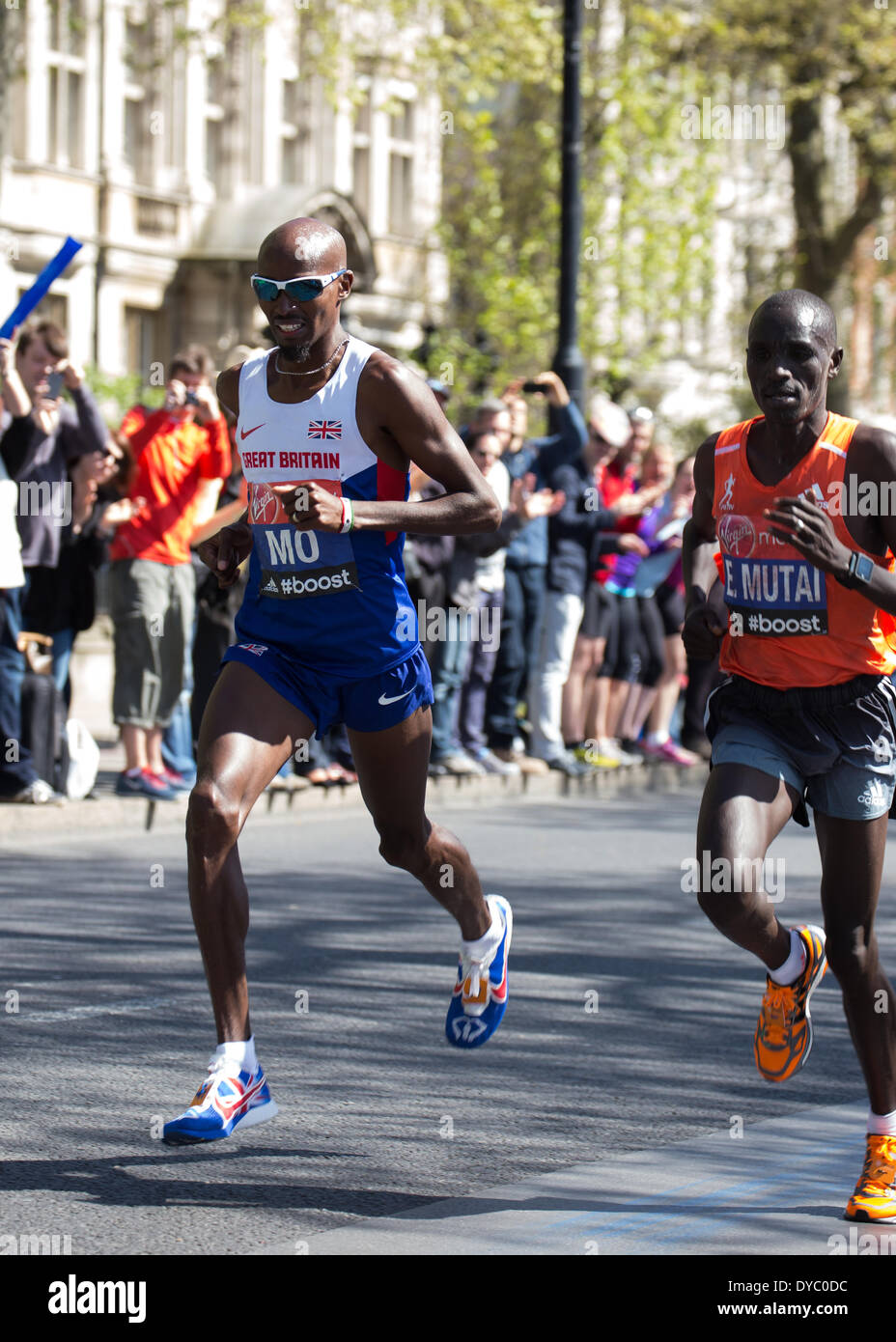 Mo farah london marathon hi-res stock photography and images - Alamy