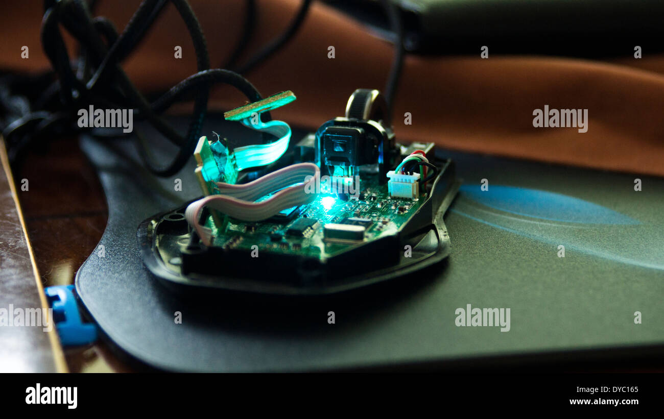 Alienware computer hi-res stock photography and images - Alamy