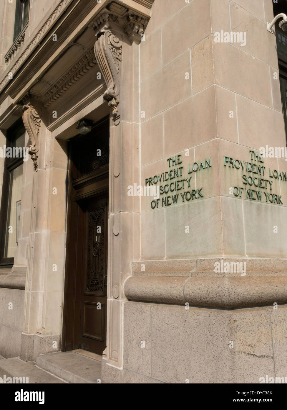 Entrance to the pawn bank hi-res stock photography and images - Alamy