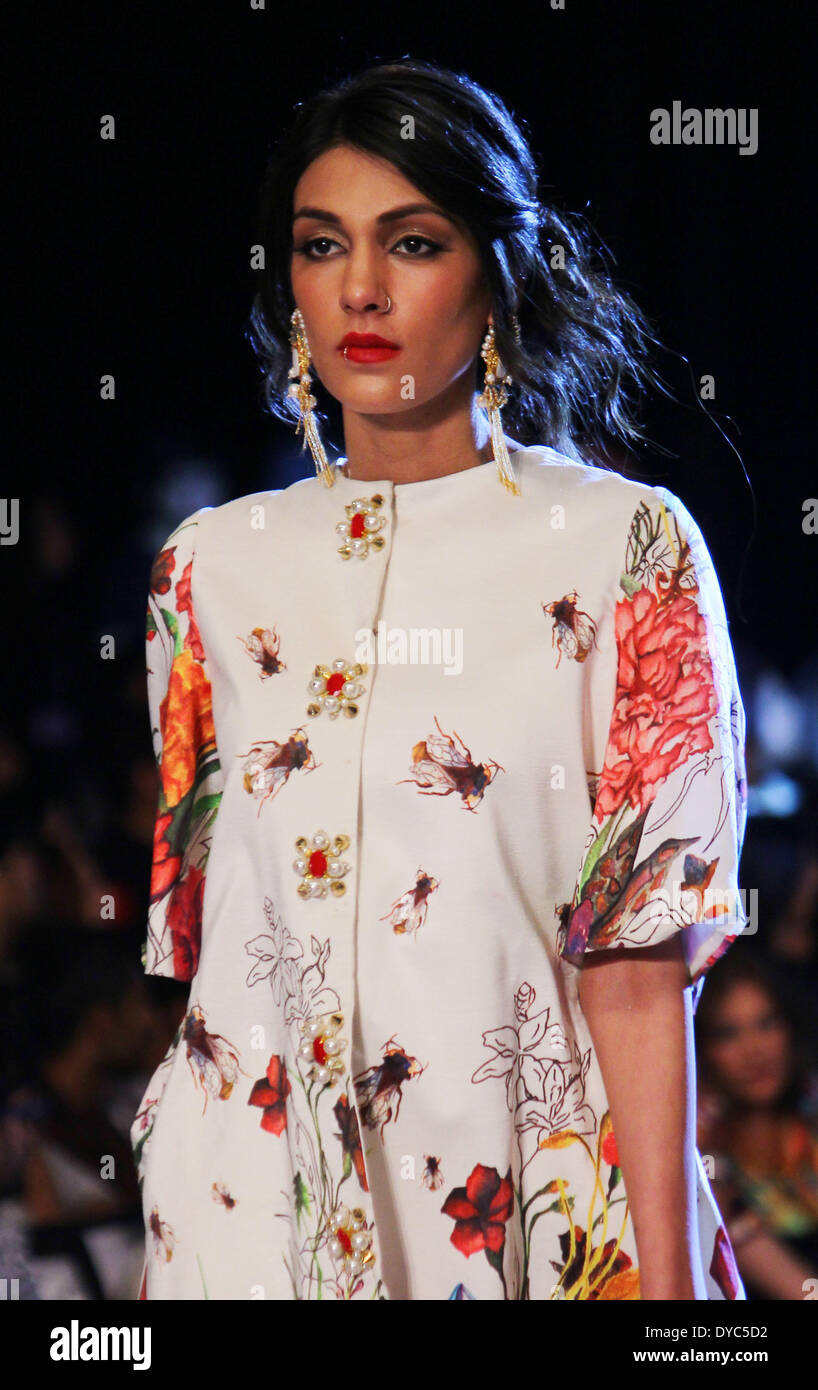 LAHORE, PAKISTAN - APRIL 13 : Pakistani Models present creations by ...