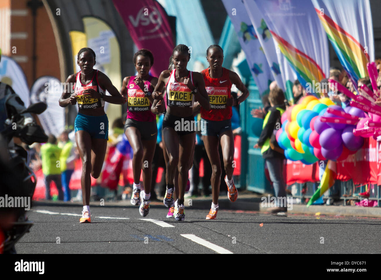 Elite Women Long Distance Runners High Resolution Stock Photography and ...