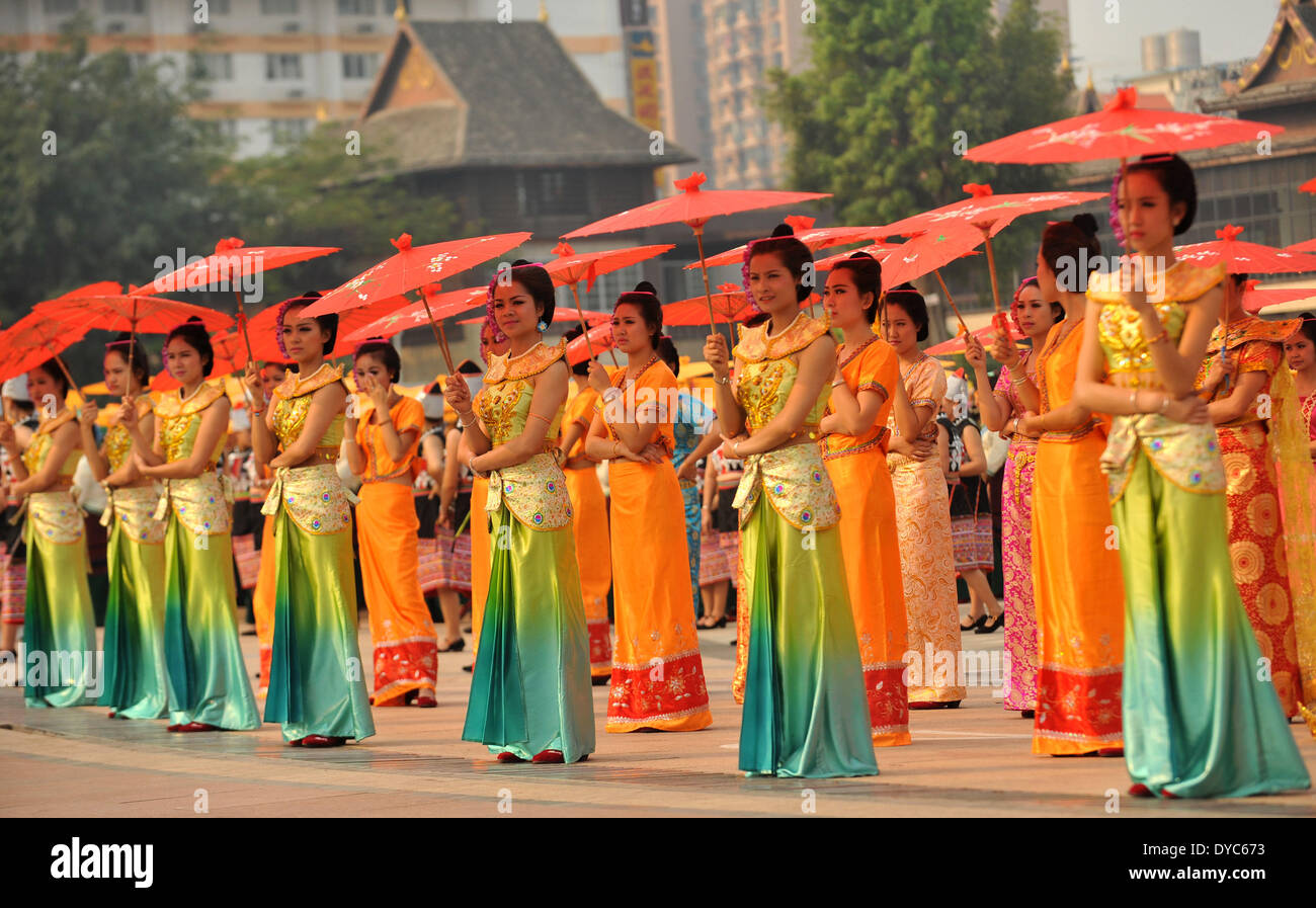 Xishuangbanna, China's Yunnan Province. 14th Apr, 2014. People from Dai ...