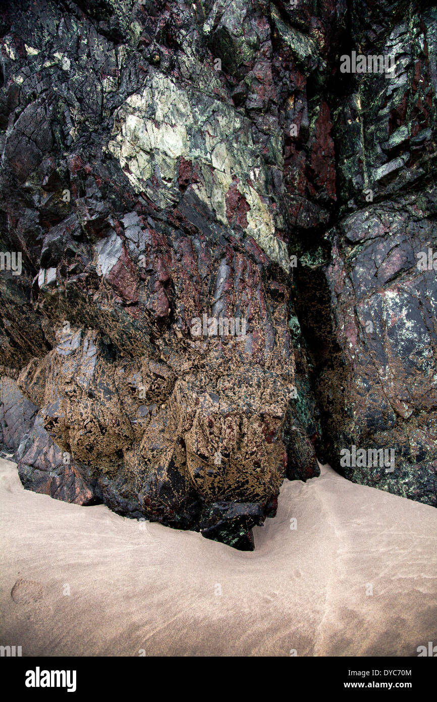 Granite cliff hi-res stock photography and images - Alamy