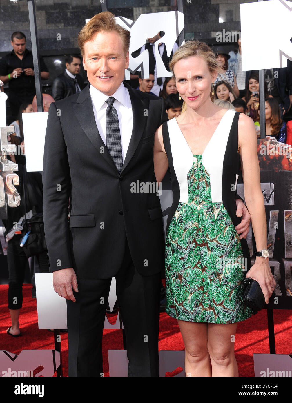 Los Angeles, California, USA. 13th Apr, 2014. Conan O'Brien & Liza ...