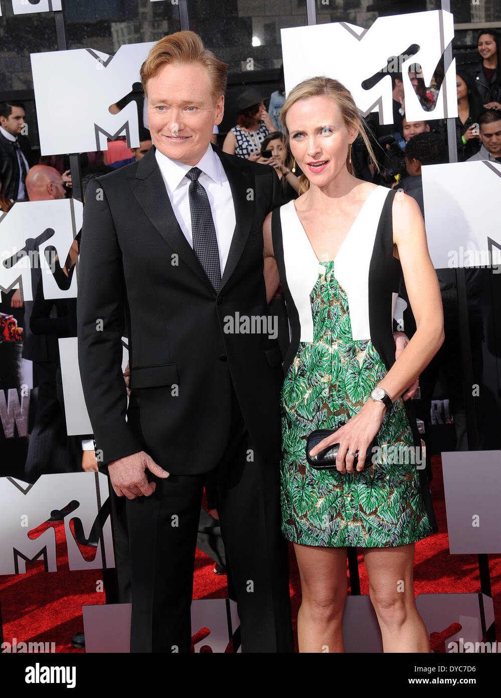 Los Angeles, California, USA. 13th Apr, 2014. Conan O'Brien & Liza ...