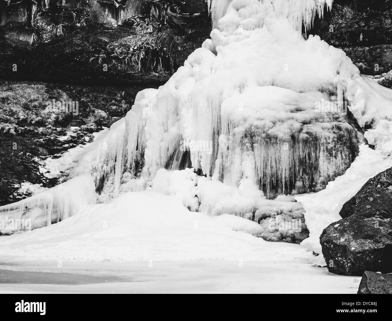 Waterfall in snow frozen Black and White Stock Photos & Images - Alamy
