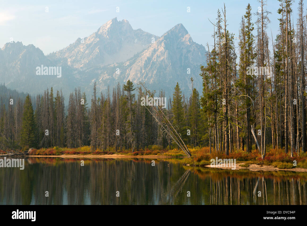 Sawtooth mountains reflection hi-res stock photography and images - Alamy