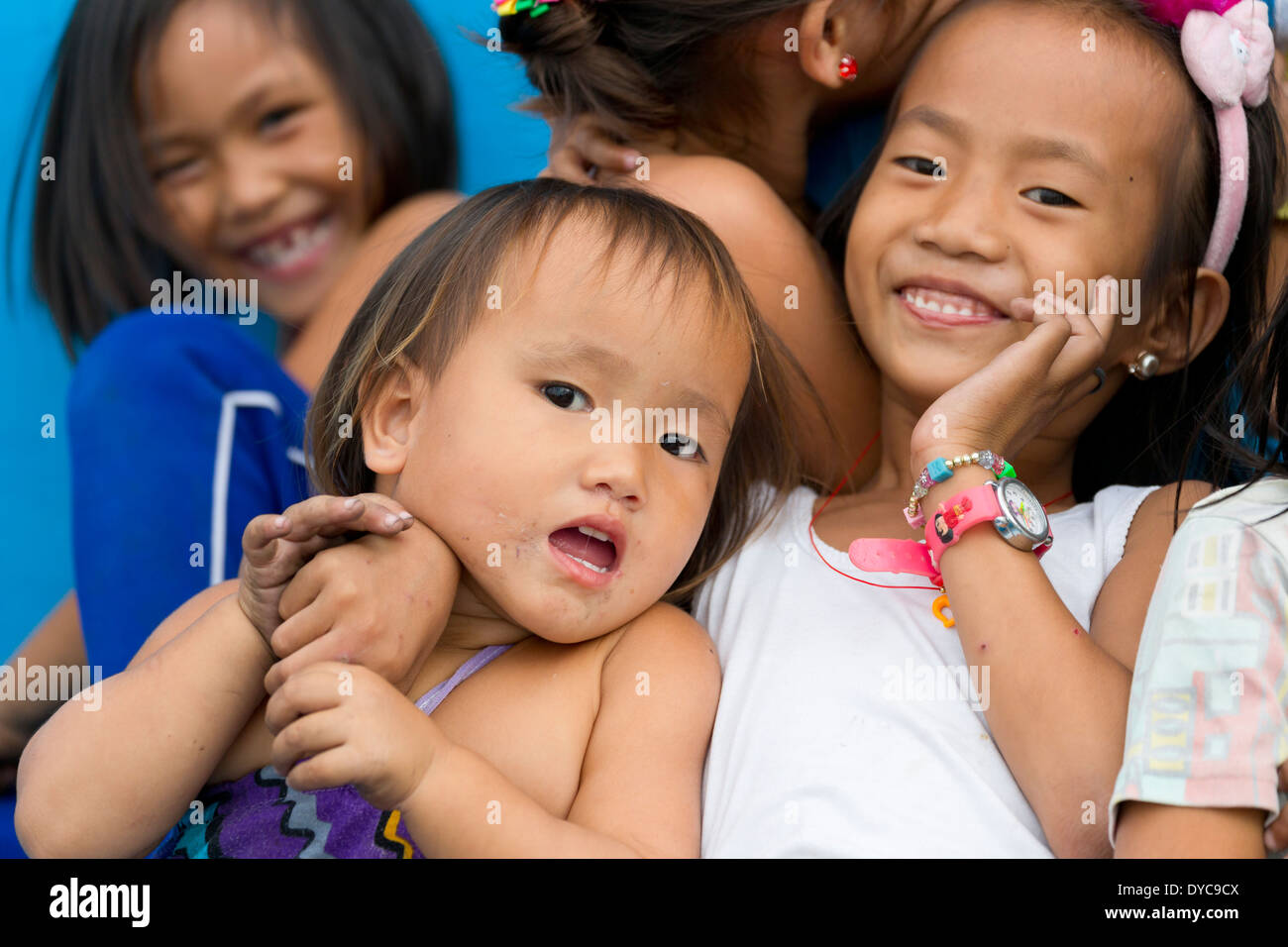 Philippines children playing happy hi-res stock photography and images ...