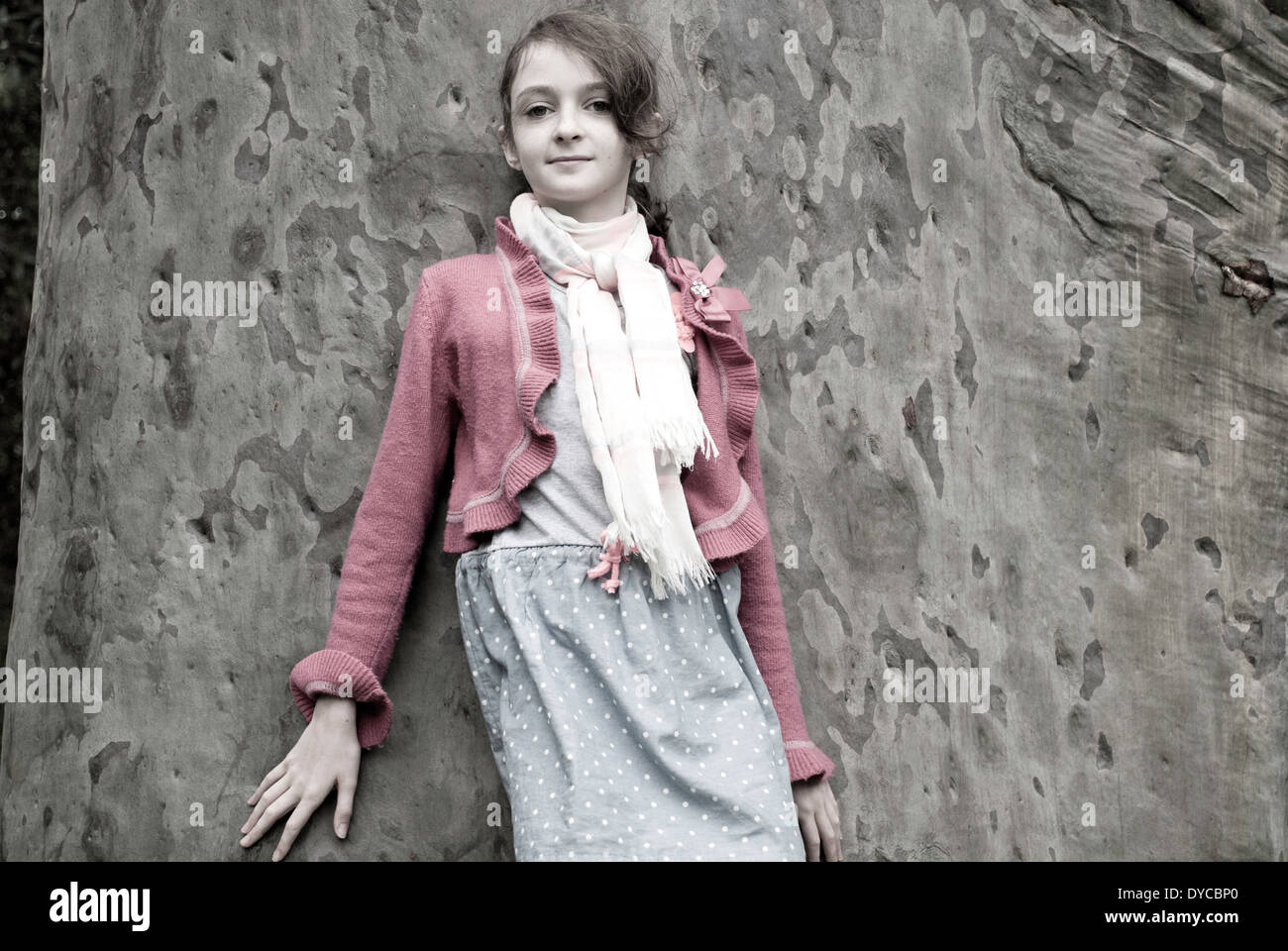 Girl wearing scarf hi-res stock photography and images - Alamy