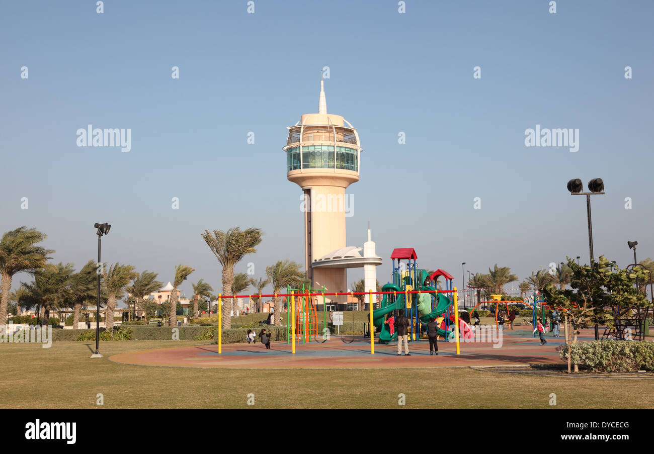 Bahrain children hi-res stock photography and images - Alamy