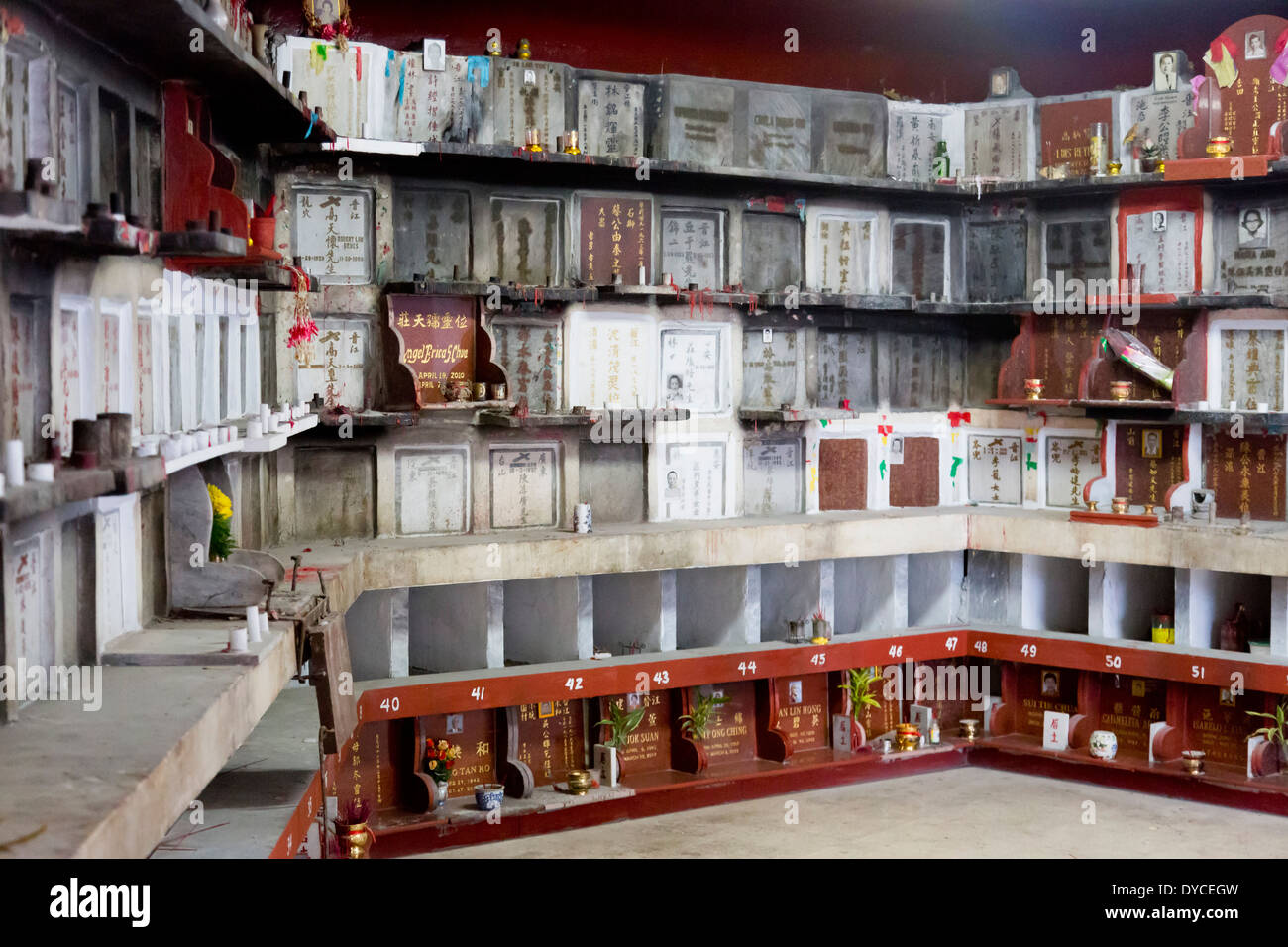 Typical mausoleum on chinese cemetery hi-res stock photography and ...