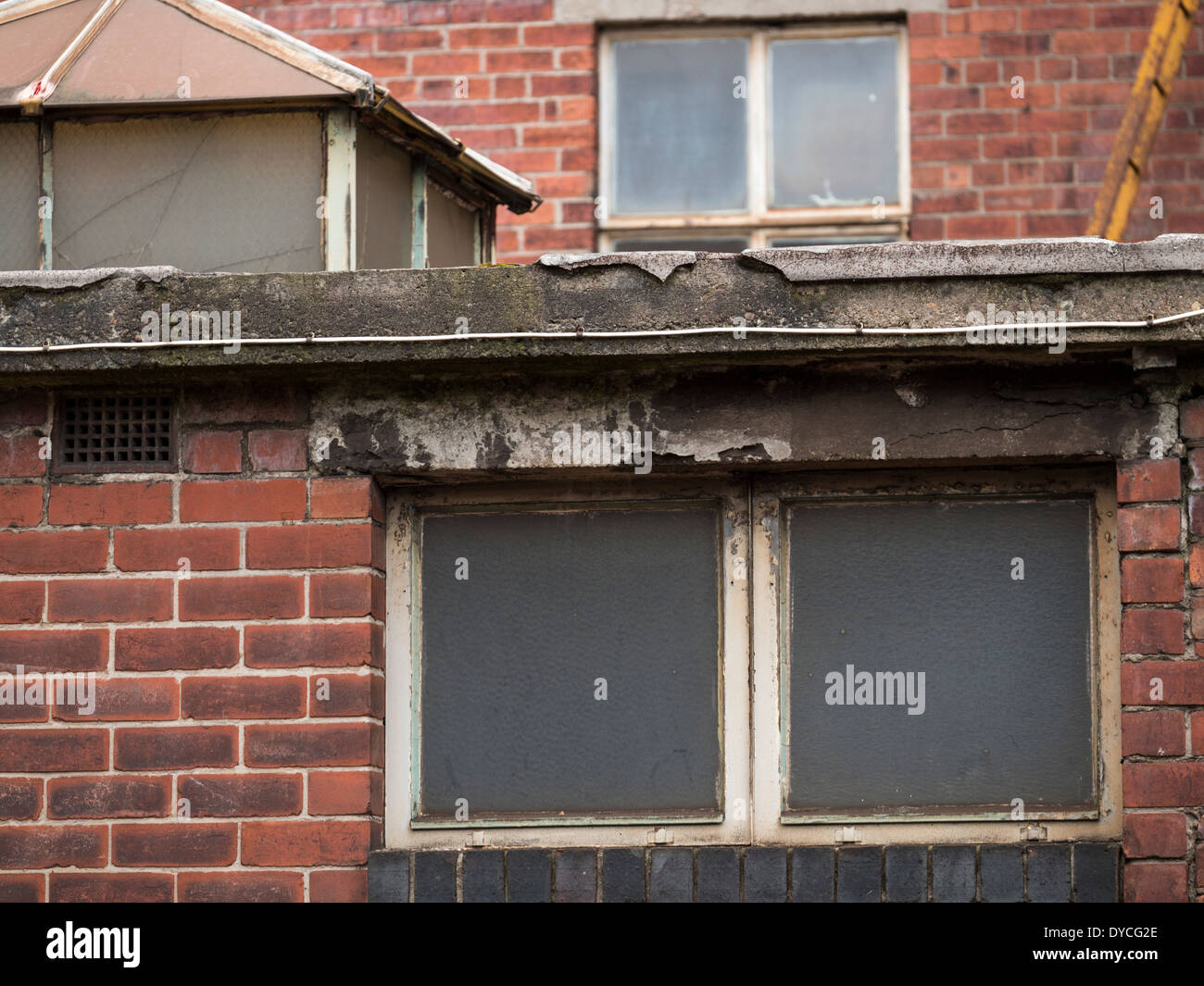 Urban decay run down building Stock Photo - Alamy