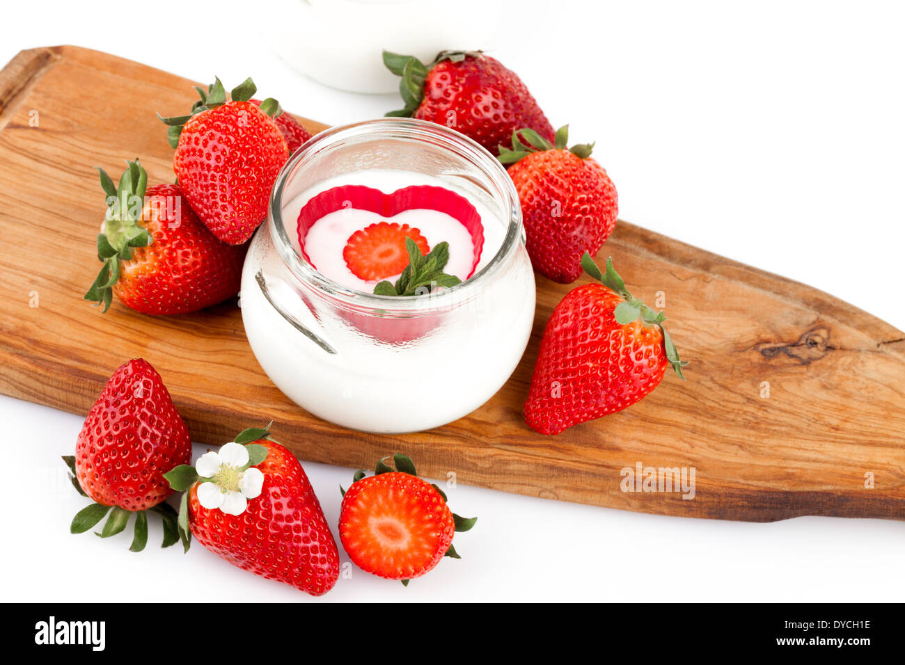 Strawberries yogurt hi-res stock photography and images - Alamy