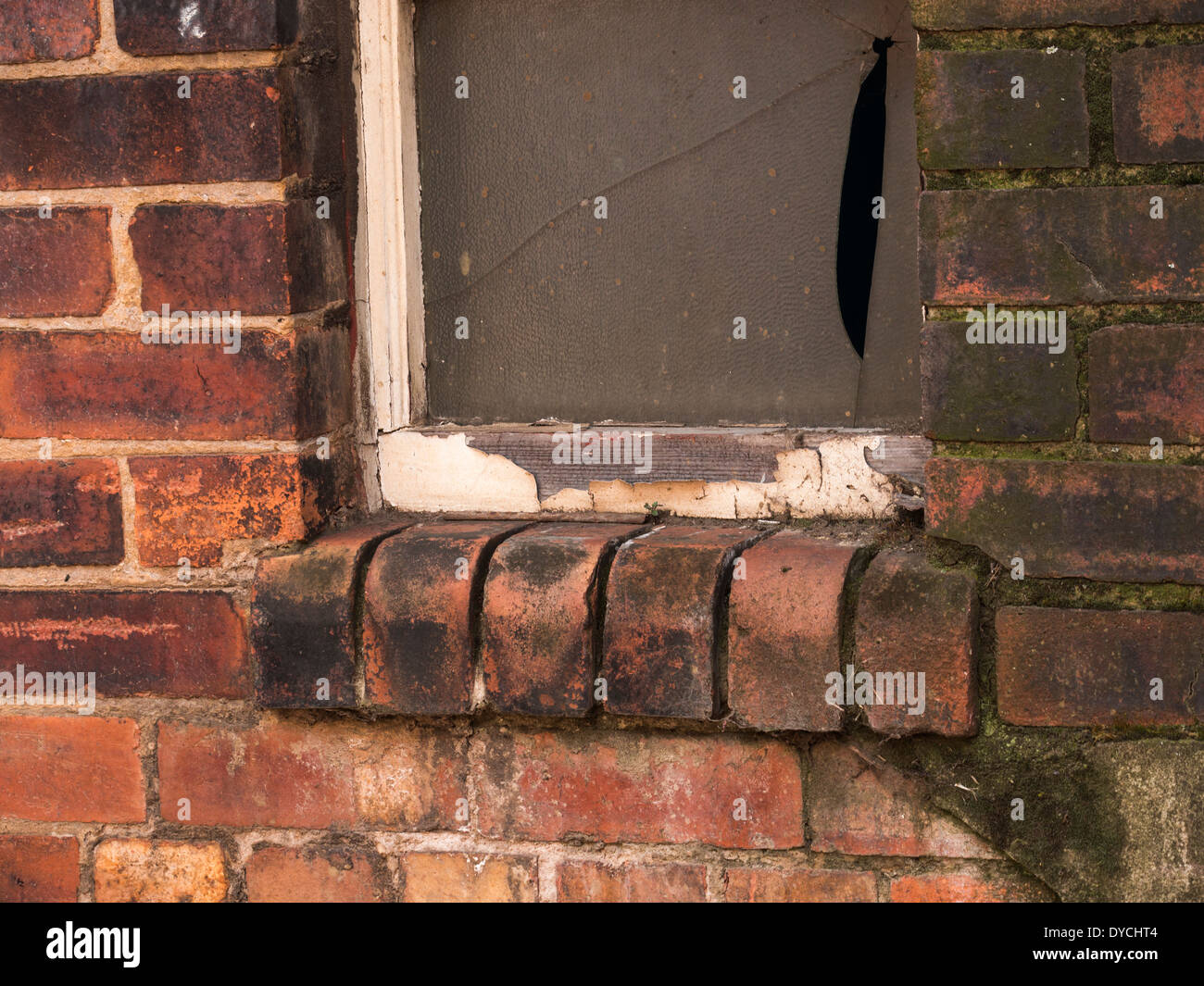 Urban decay run down building Stock Photo - Alamy