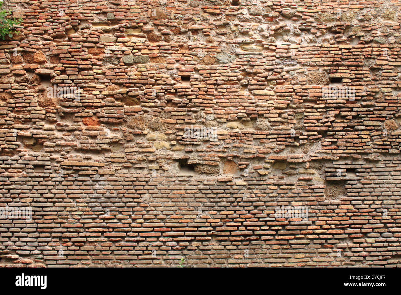 Ancient roman brick wall hi-res stock photography and images - Alamy