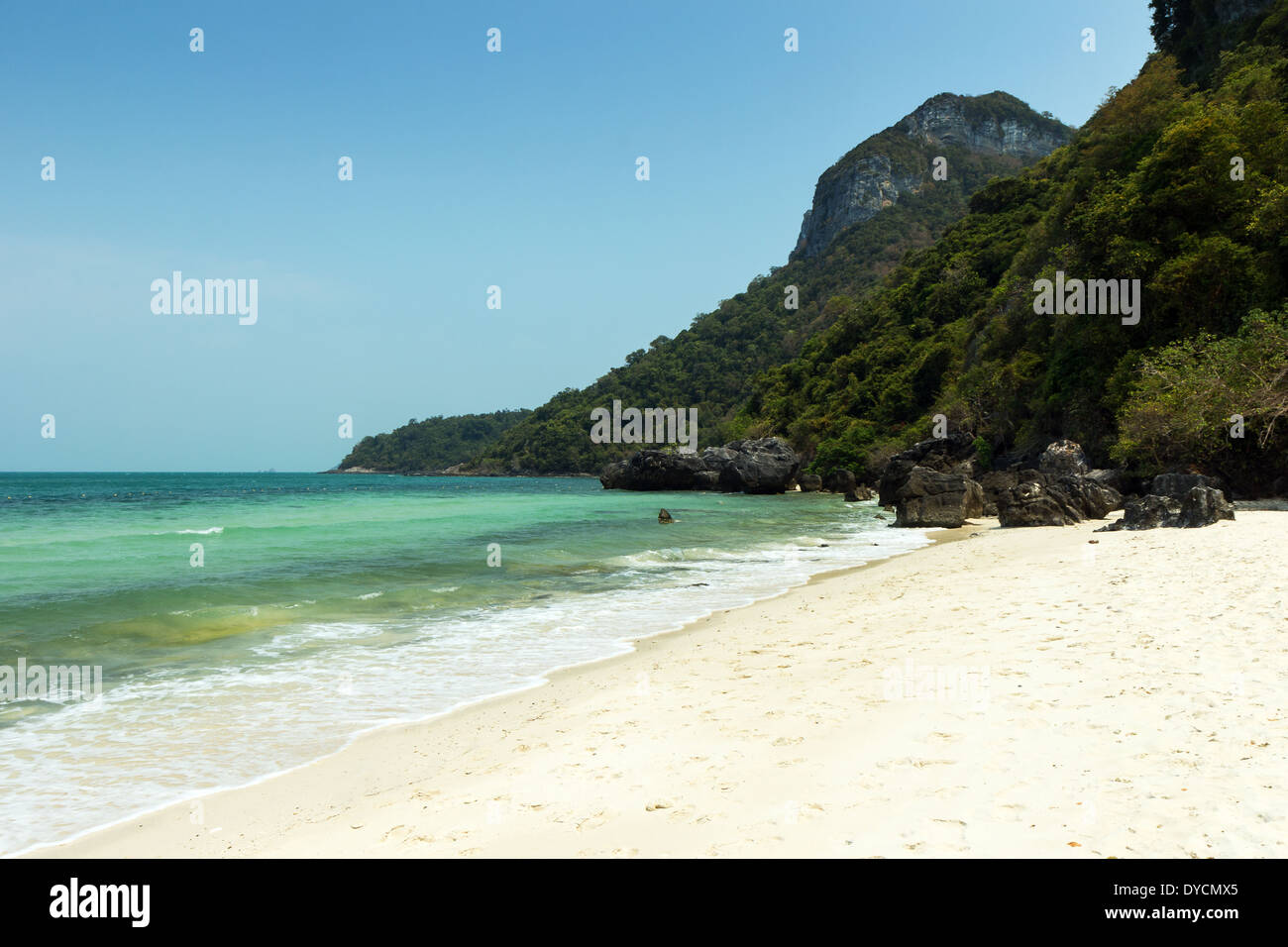 Nobody at a desolate beach at the Angthong Marine National Park in ...